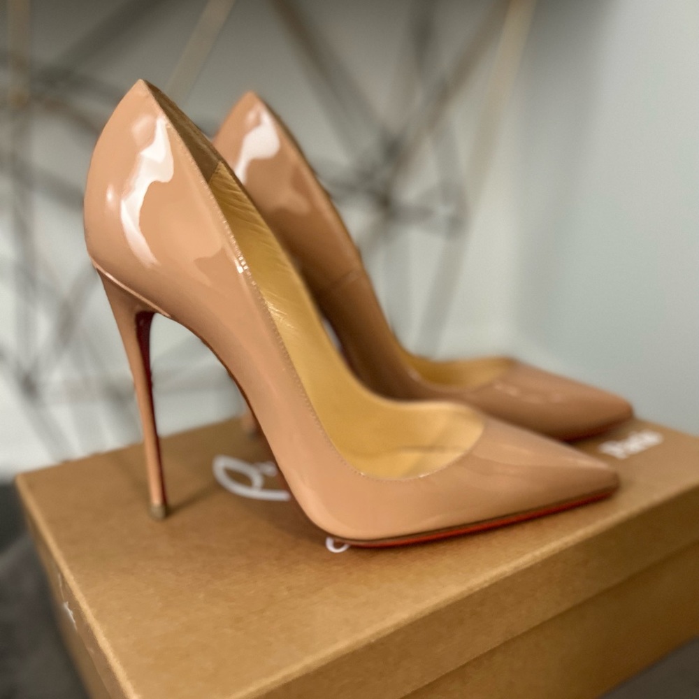 Christian Louboutin So Kate Iconic Pump - Gem